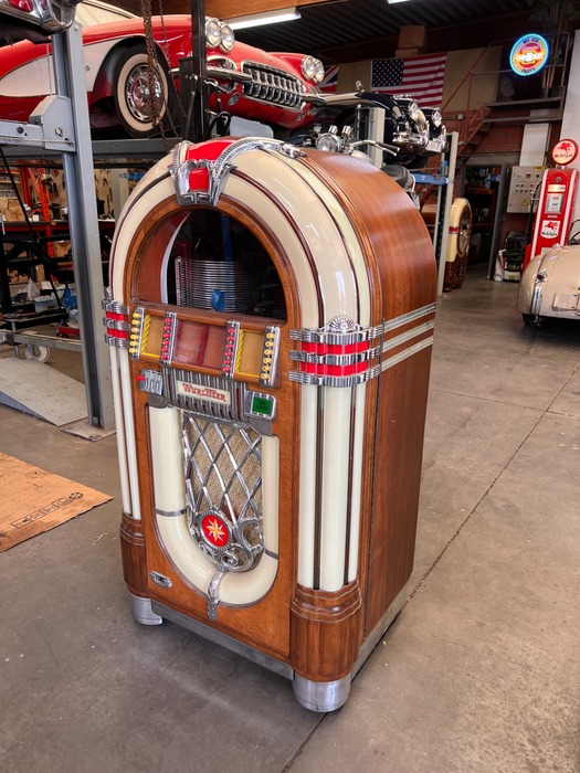 Wurlitzer 1015 :: Henris classics