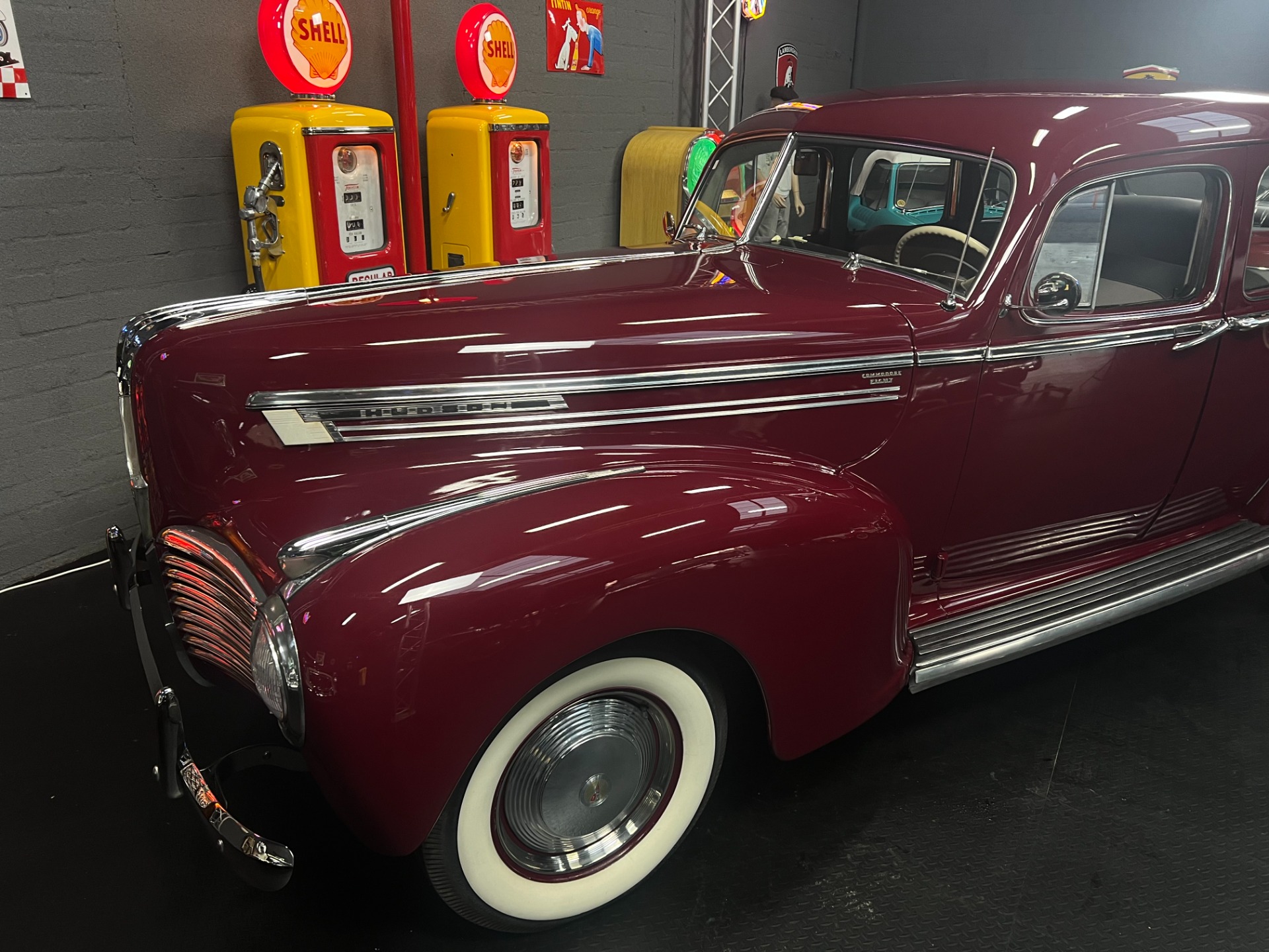 Hudson Commodore Eight 1941 :: Henris-classics