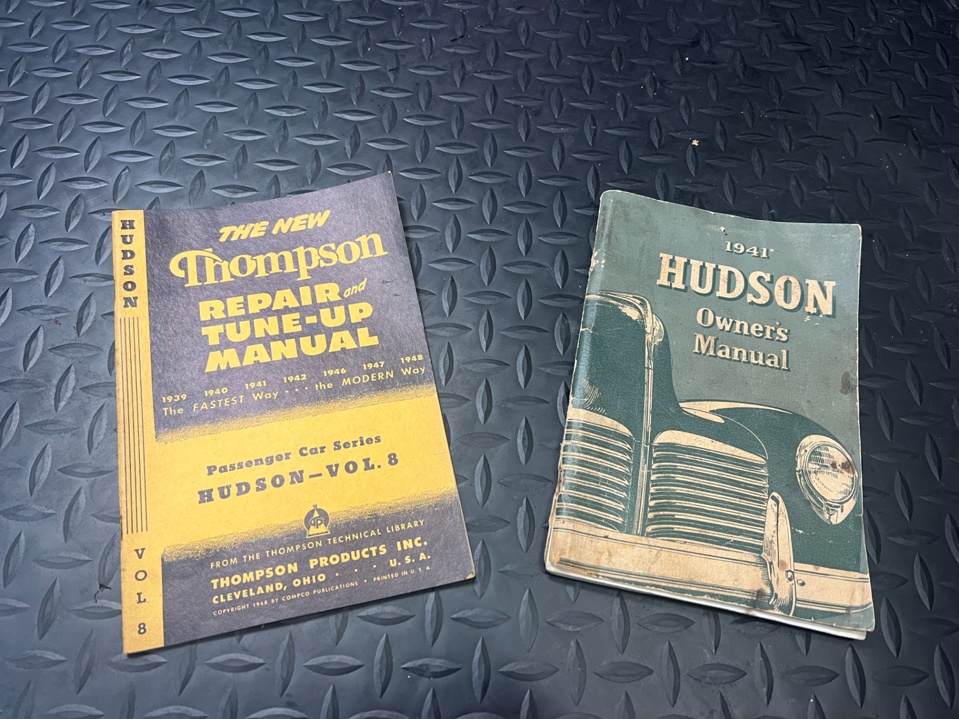 Hudson Commodore Eight 1941 :: Henris-classics